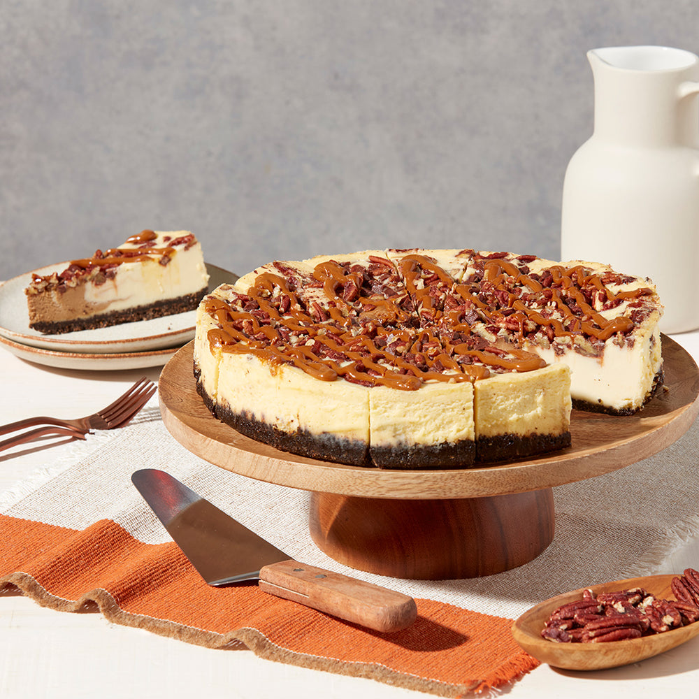 Caramel Pecan Pre-Sliced Cheesecake – Elite Sweets